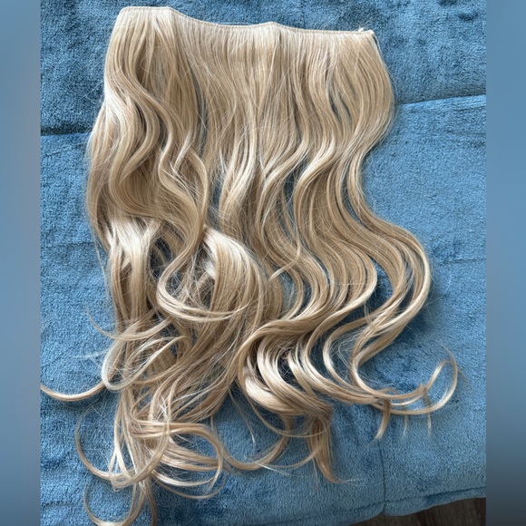 Hair | Lula Honey Blonde Wavy Halo Hair Extensions 14 | Poshmark